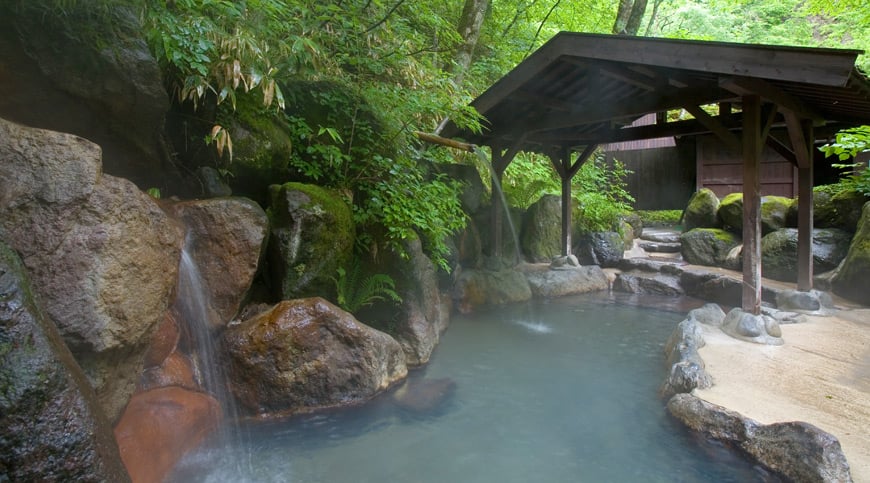 A Beginner's Guide to Japan Onsen Culture